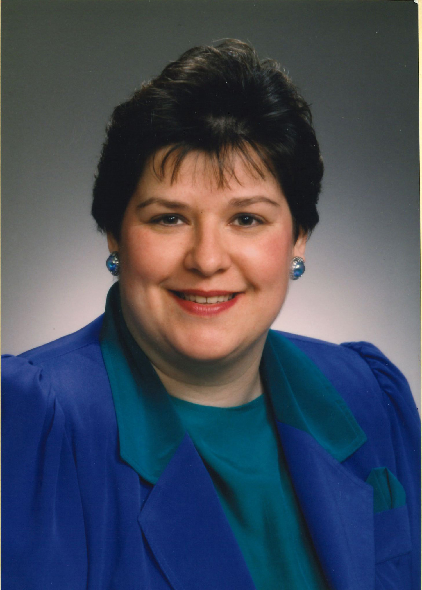 Nellie Medeiros - Northview Funeral Home & Cremation Centre